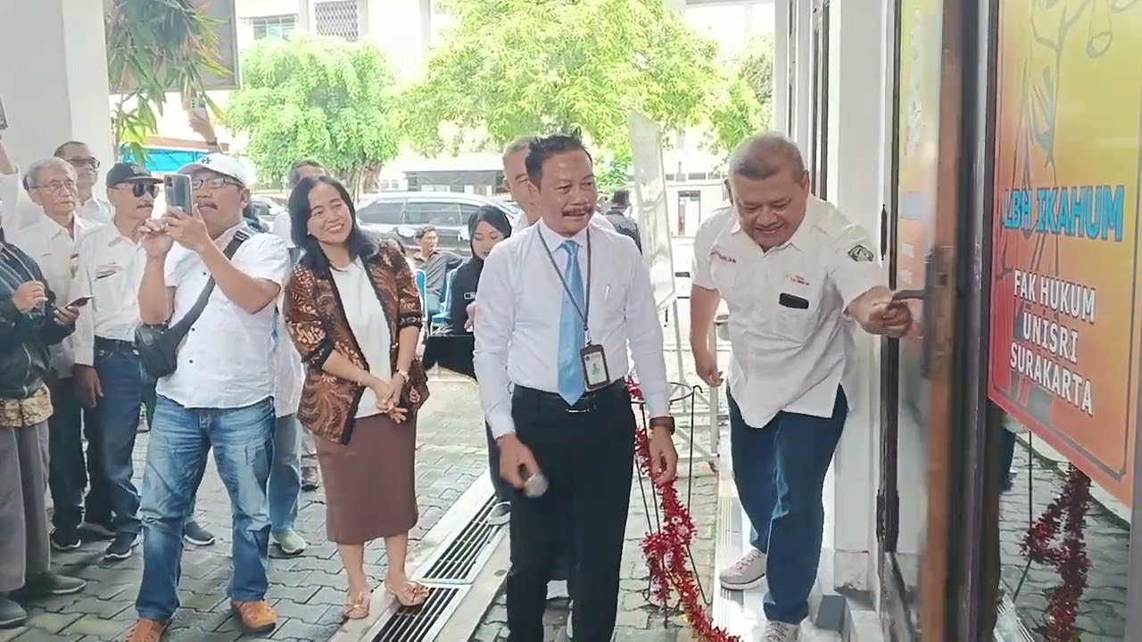 REKTOR UNISRI Resmikan LBH Ikahum Siap Layani Masyarakat